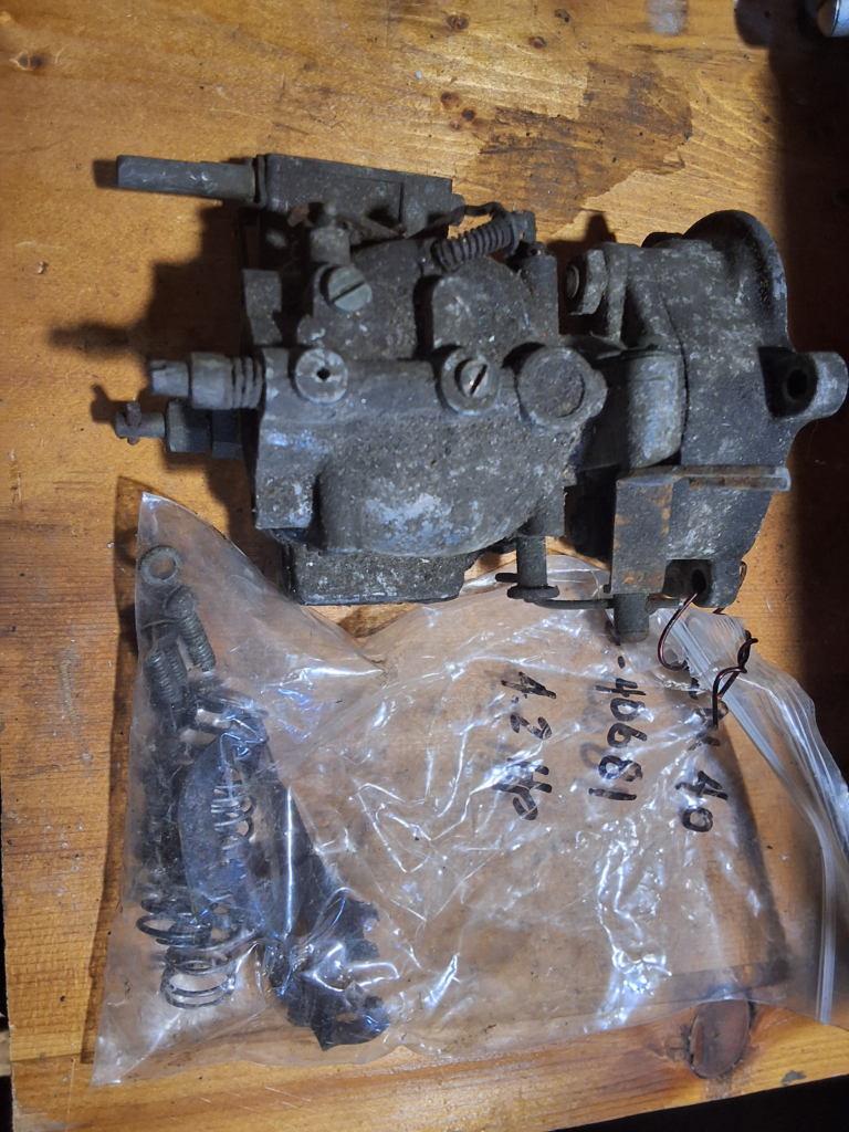 Martin 40 carburetor - J & E Old Outboards and Parts